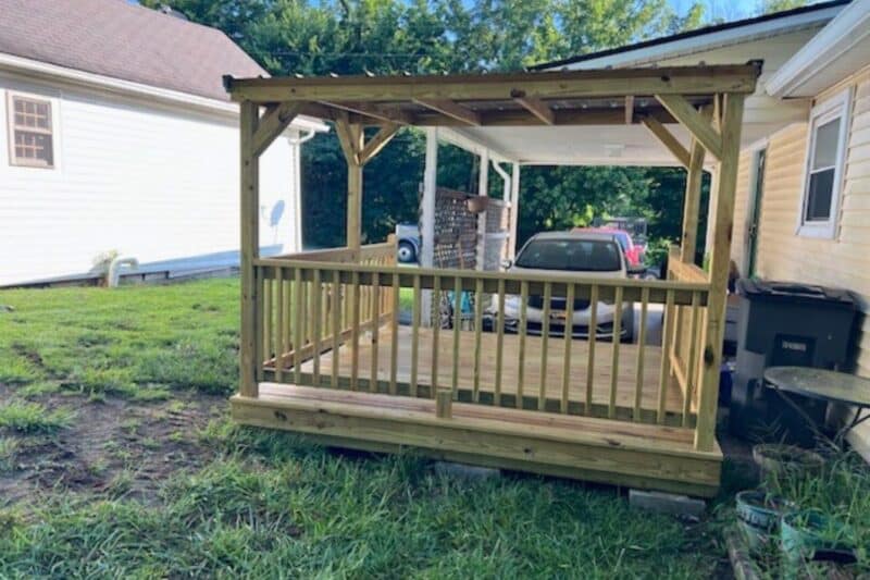 House Decks | EshCo's Durable And Stunning Outdoor Decks