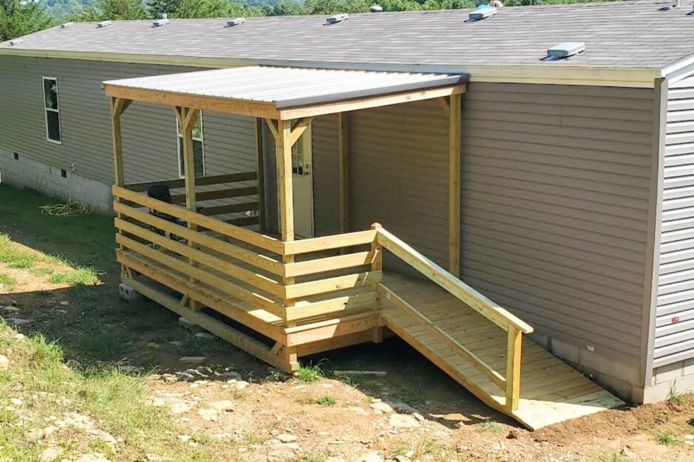 8x16 Porch in Hartsville TN - Eshco Portable Decks