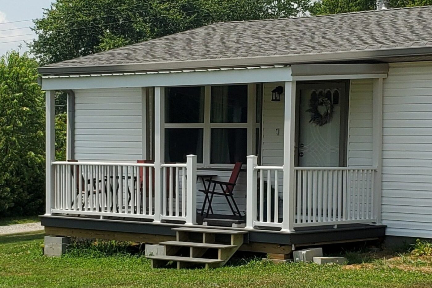 Prebuilt Mobile Home Decks| EshCo Portable Structures