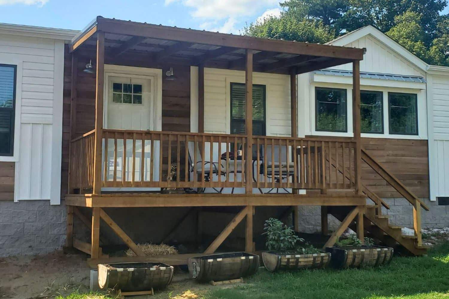 Prebuilt Decks in Kentucky | EshCo Portable Structures