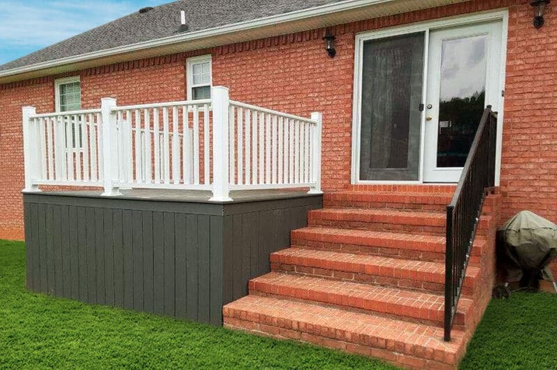 House Decks | EshCo's Durable And Stunning Outdoor Decks